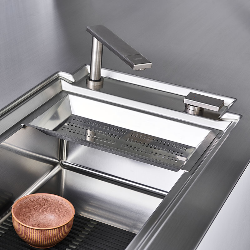 Foster, live the italian quality in your kitchen